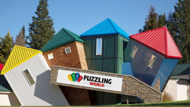 Puzzling World Wanaka - Great Maze & Illusion Rooms - Family Fun!