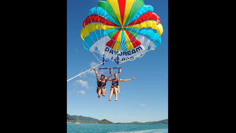 Tandem Parasail - Airlie Beach - Epic deals and last minute discounts