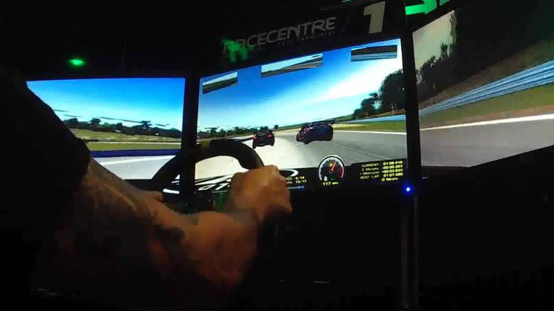 The Ultimate High Speed Racing Simulation - Epic deals and last minute ...